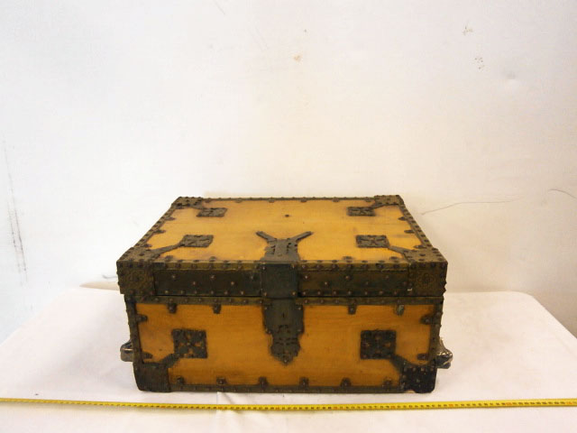 0057013 House Of Commons Despatch Boxes ( 28cm x 55 x 39 ) x 2 ...