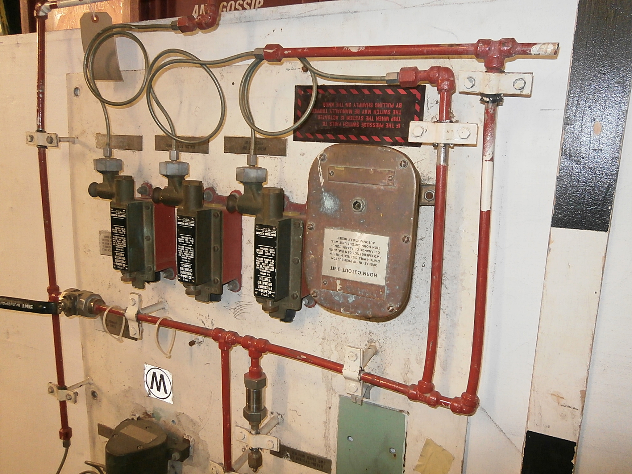 0314004 Large Made Up Electrical / Industrial Wall Panel ( H 160cm x 87 ...