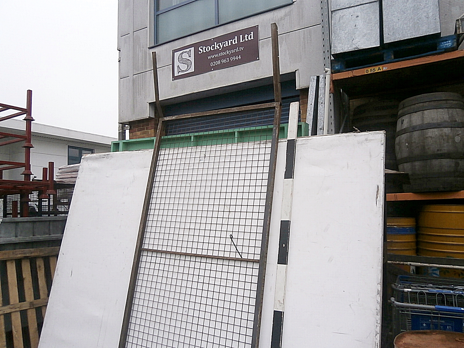 0046044 Security Fence Panels ( H 303 x 122 ) x 5off And Door ( H 194cm ...