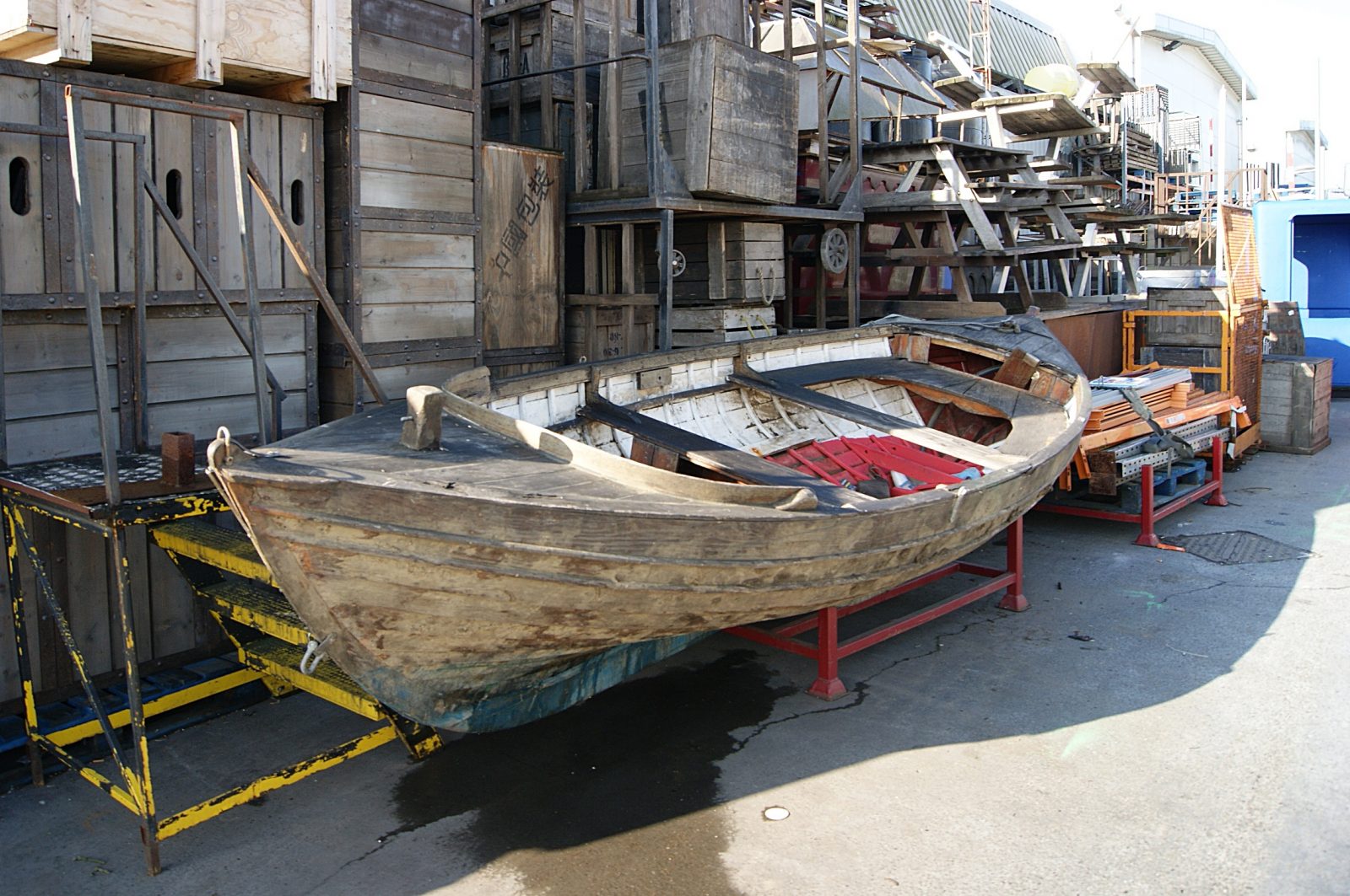 0089204 Rowing Boat ( H 95cm x 510 x 170 ) – Stockyard Prop and ...