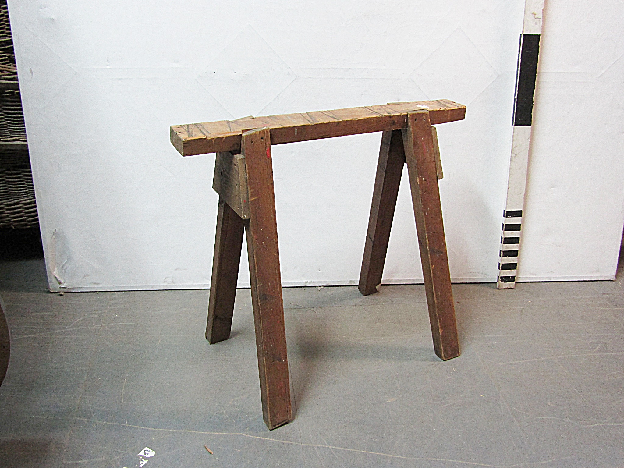 9055014 Wooden Trestle ( H 77cm x 89 x 49 ) x 2 off – Stockyard Prop ...